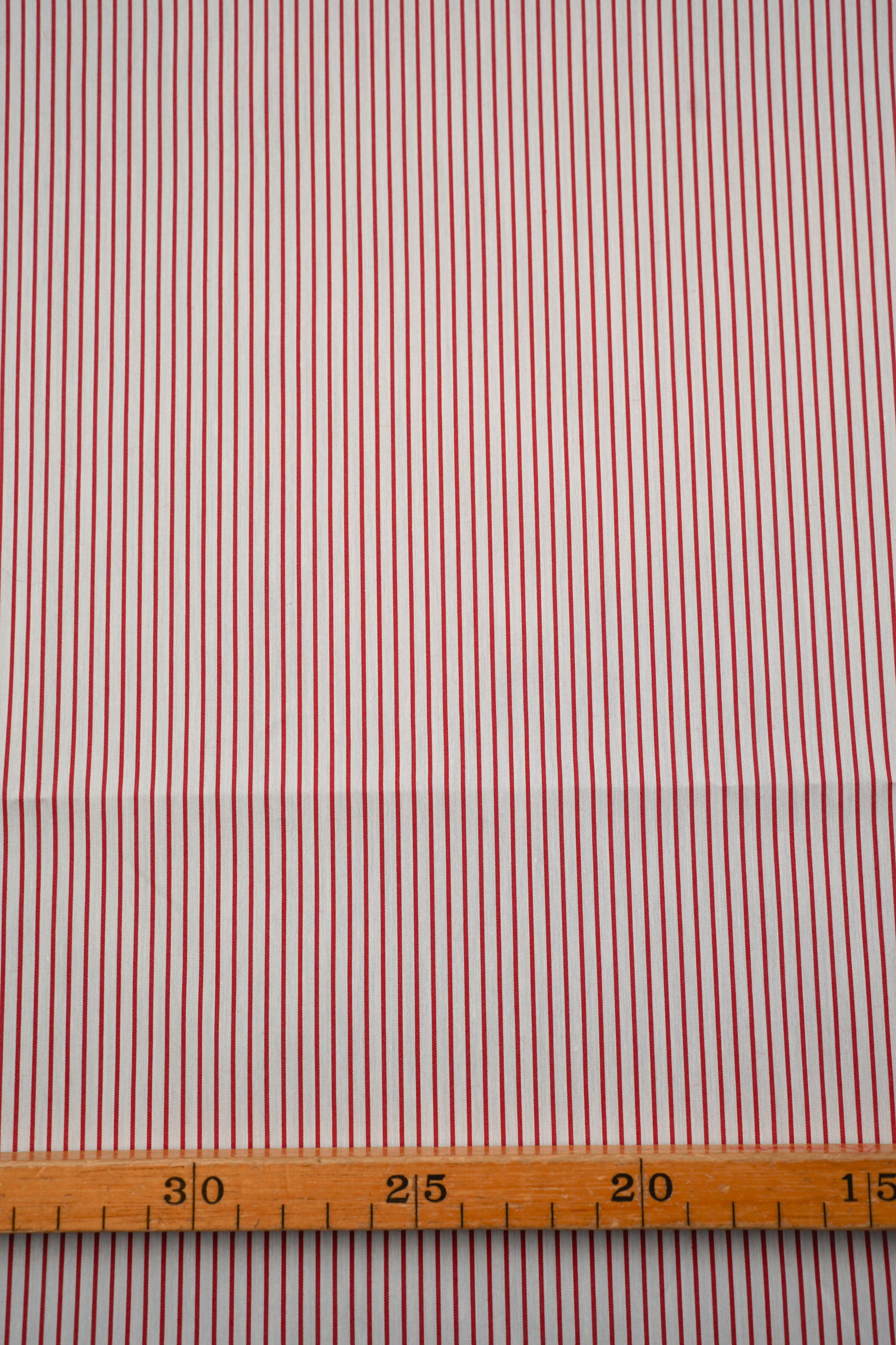 Deadstock - Skjorttyg - Bomull - Rand - Röd - DS160 – Gårda Textil